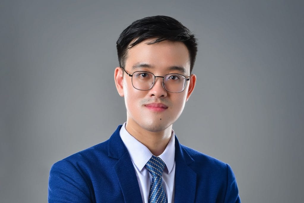 Studio chụp ảnh avatar linkedin đẹp và chuyên nghiệp - HT Media